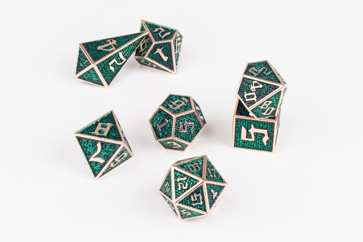 Labyrinth Green Gold Dnd Metal Dice Set